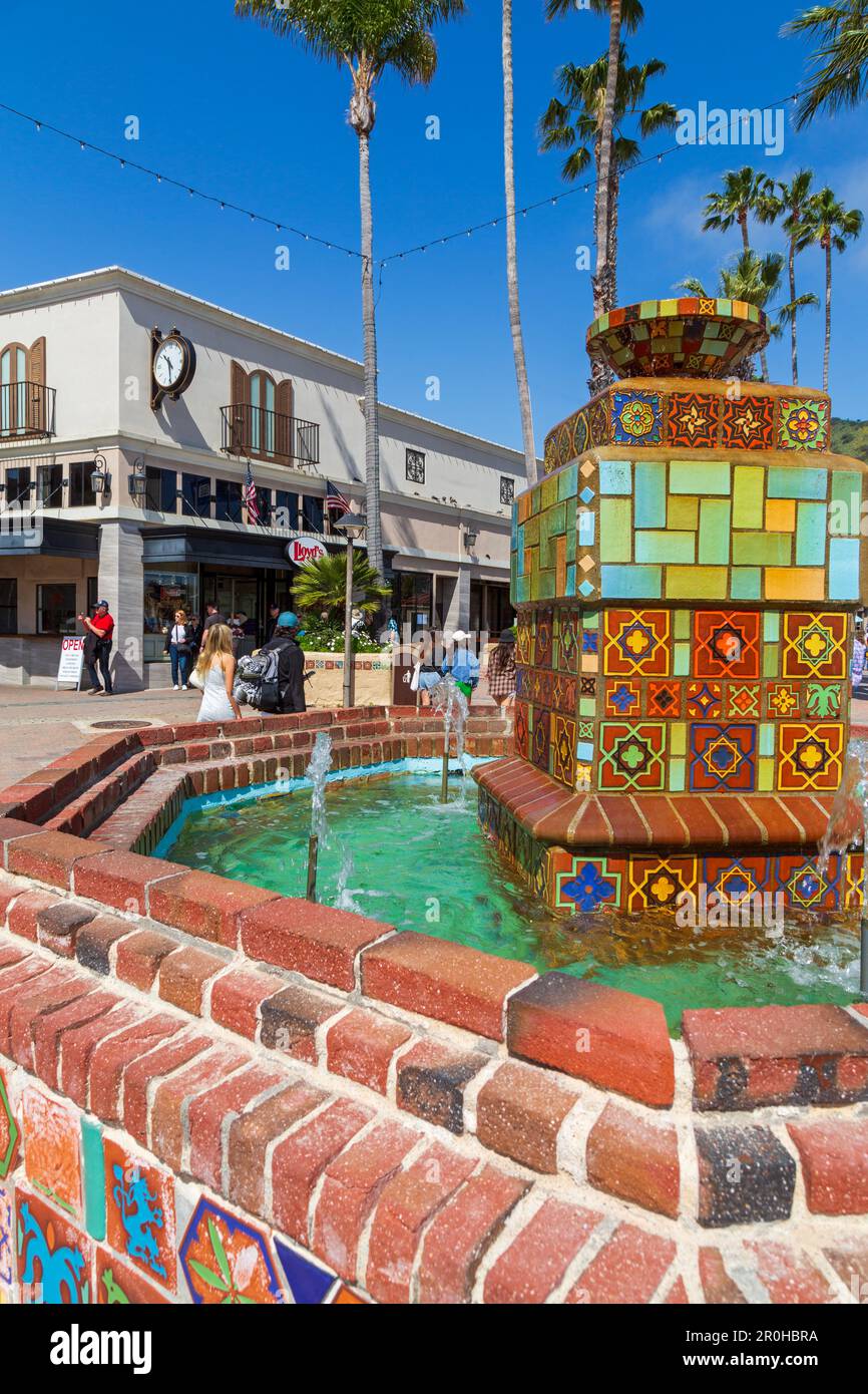 Fountain in Avalon City, Catalina Island, Southern California, USA ...