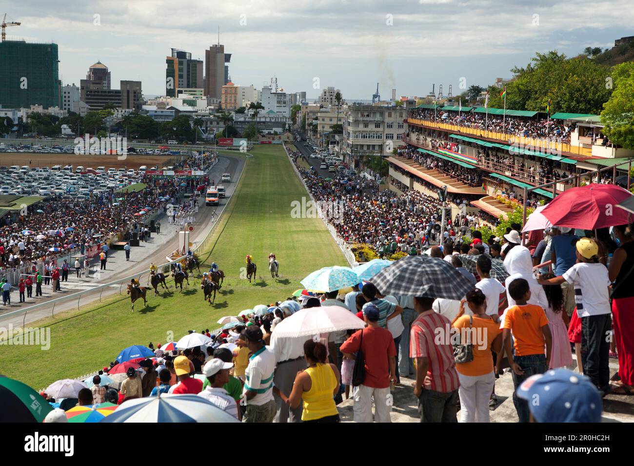 MAURITIUS; Port Louis; an international horse race draws thousands at ...