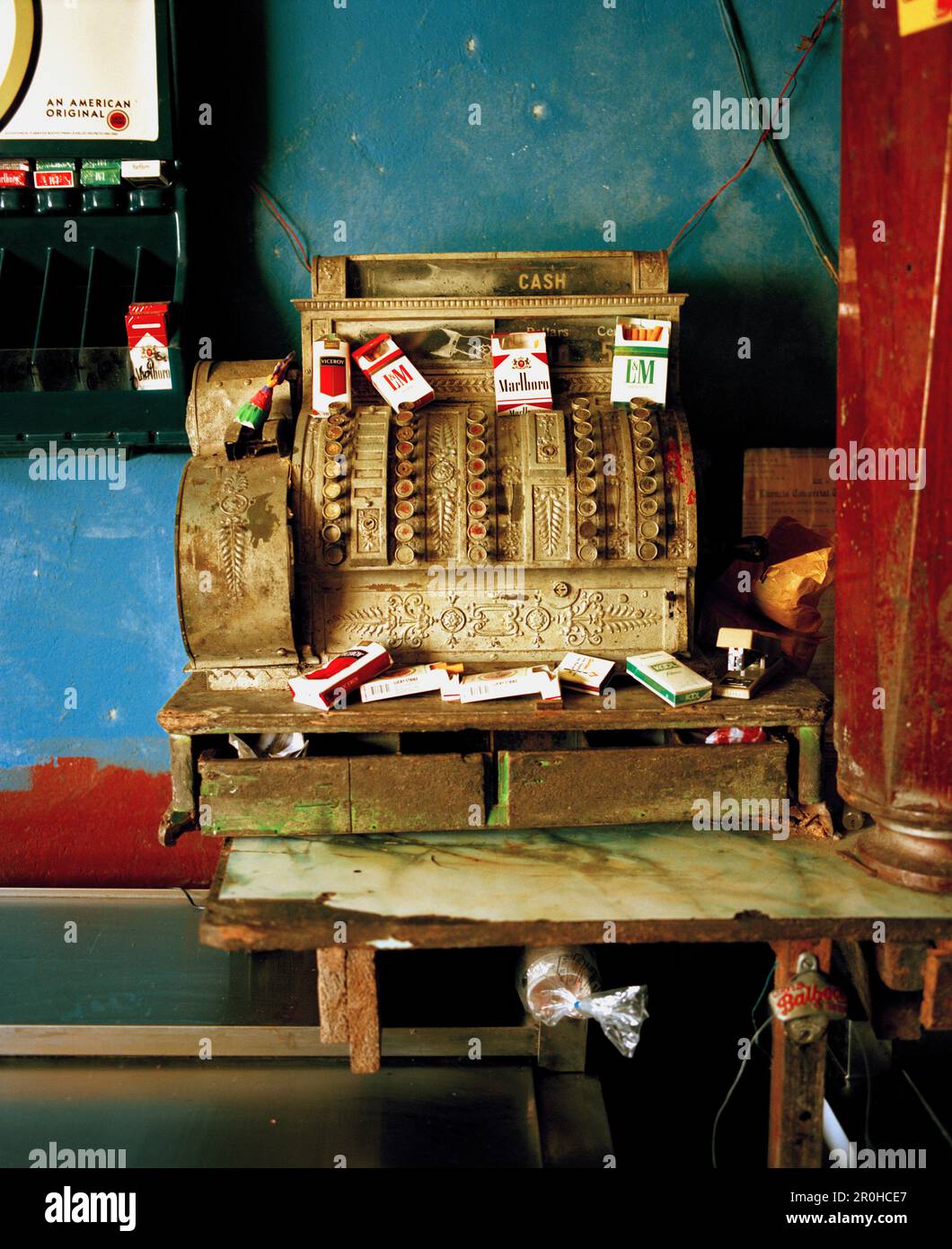 Cash register vintage america hi-res stock photography and images - Alamy