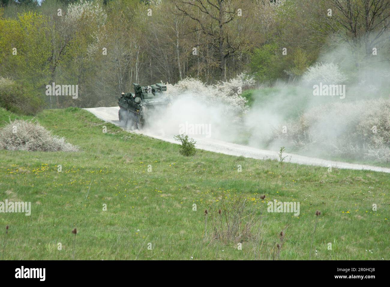 U.S. Army Soldiers with C - Battery, 5th Battalion, 4th Air Defense ...