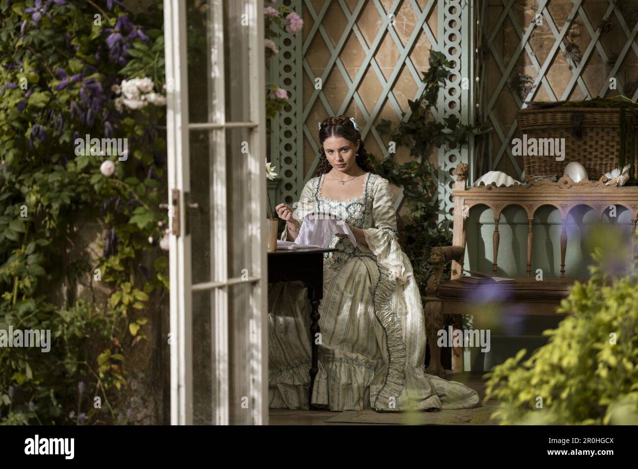 QUEEN CHARLOTTE: A BRIDGERTON STORY, Connie Jenkins-Greig, 'Gardens in ...