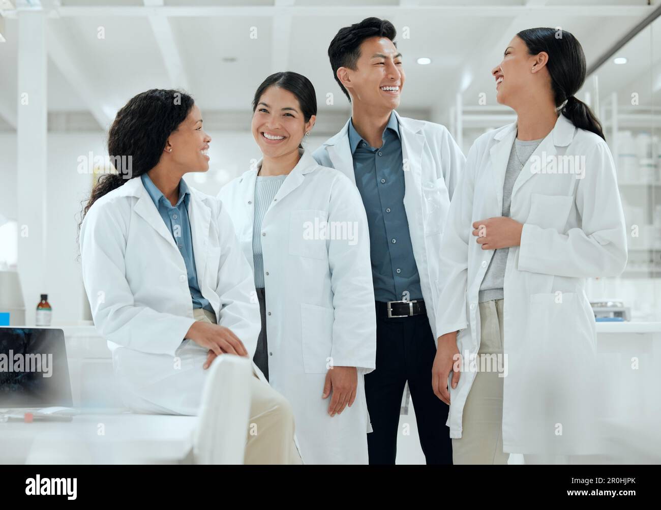 Confident team of scientists in the lab hi-res stock photography and ...