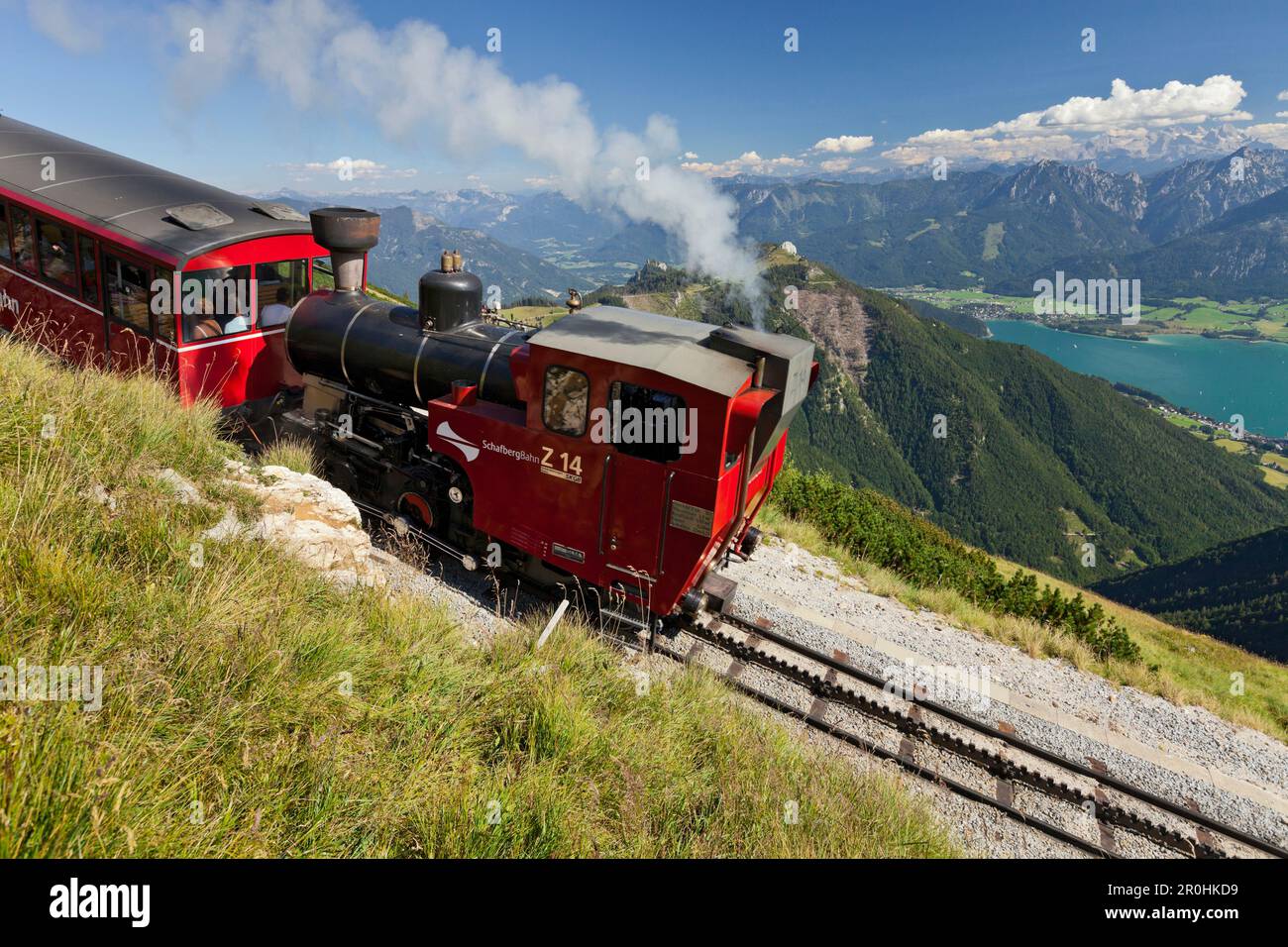 Schafbergbahn, Steam locomotive above lake Wolfgangsee, Salzkammergut ...