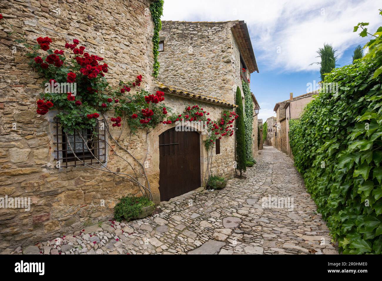 Old town pals costa brava hi-res stock photography and images - Alamy