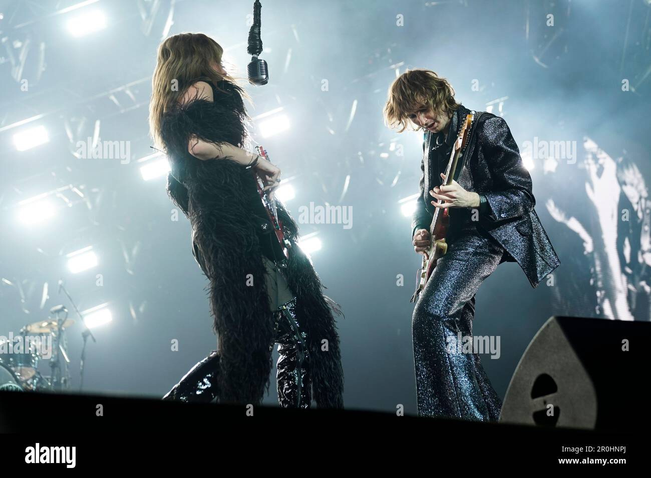 Victoria De Angelis, left, and Thomas Raggi of Maneskin perform on ...