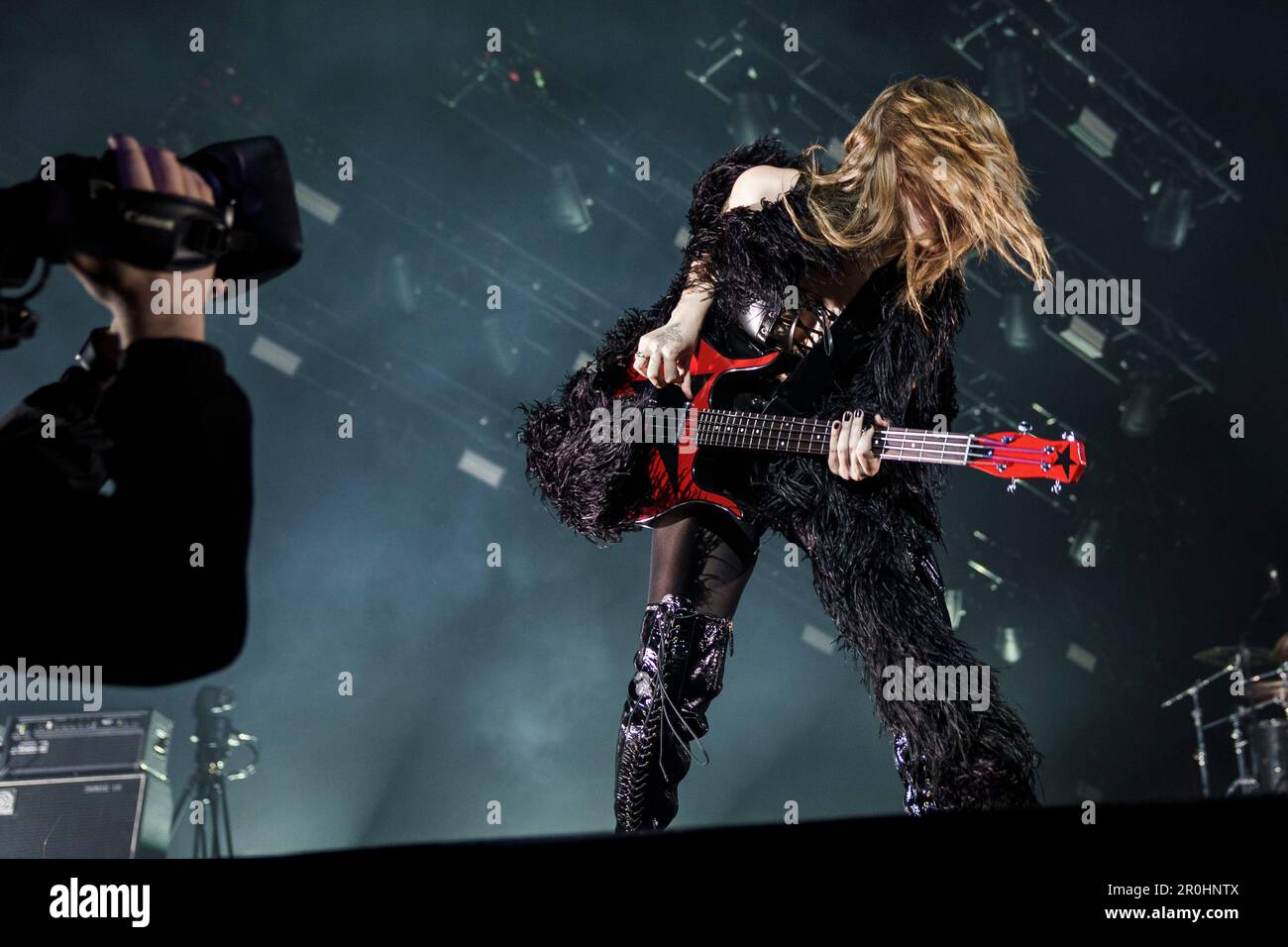 Victoria De Angelis of Maneskin performs on stage at the O2 Arena in ...
