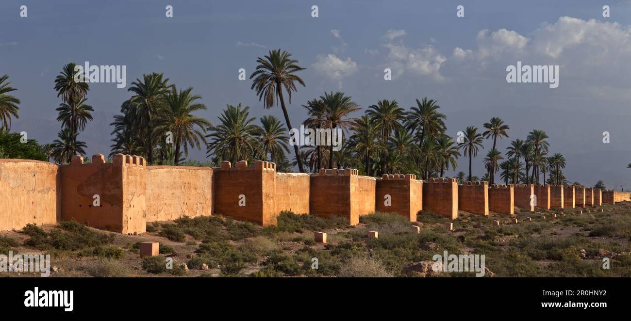 Ancient rampart walls, Marrakech, Morocco Stock Photo - Alamy