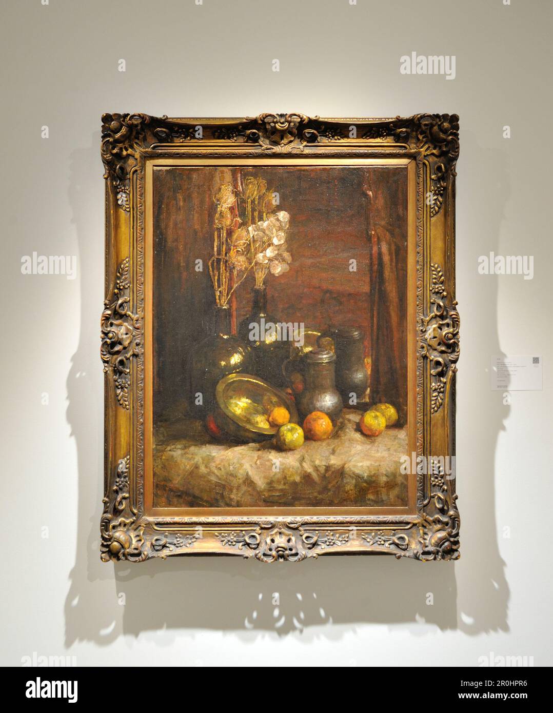 New York, USA. 08th May, 2023. Still life with mirrors, containers ...