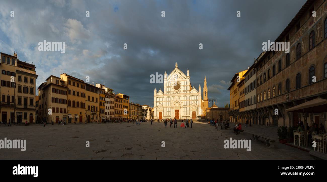 Sta croce church hi-res stock photography and images - Alamy