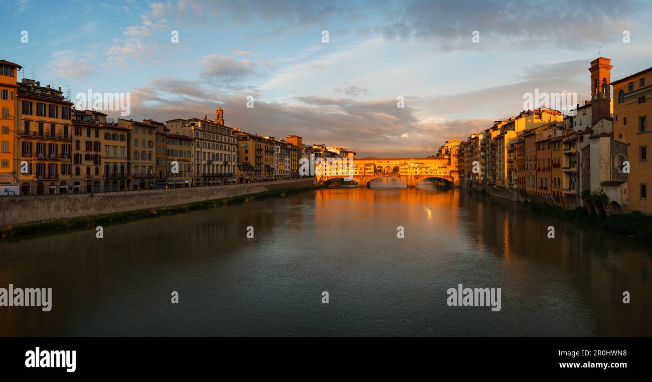 Ponte Vecchio over the Arno river, historic centre of Florence, UNESCO ...