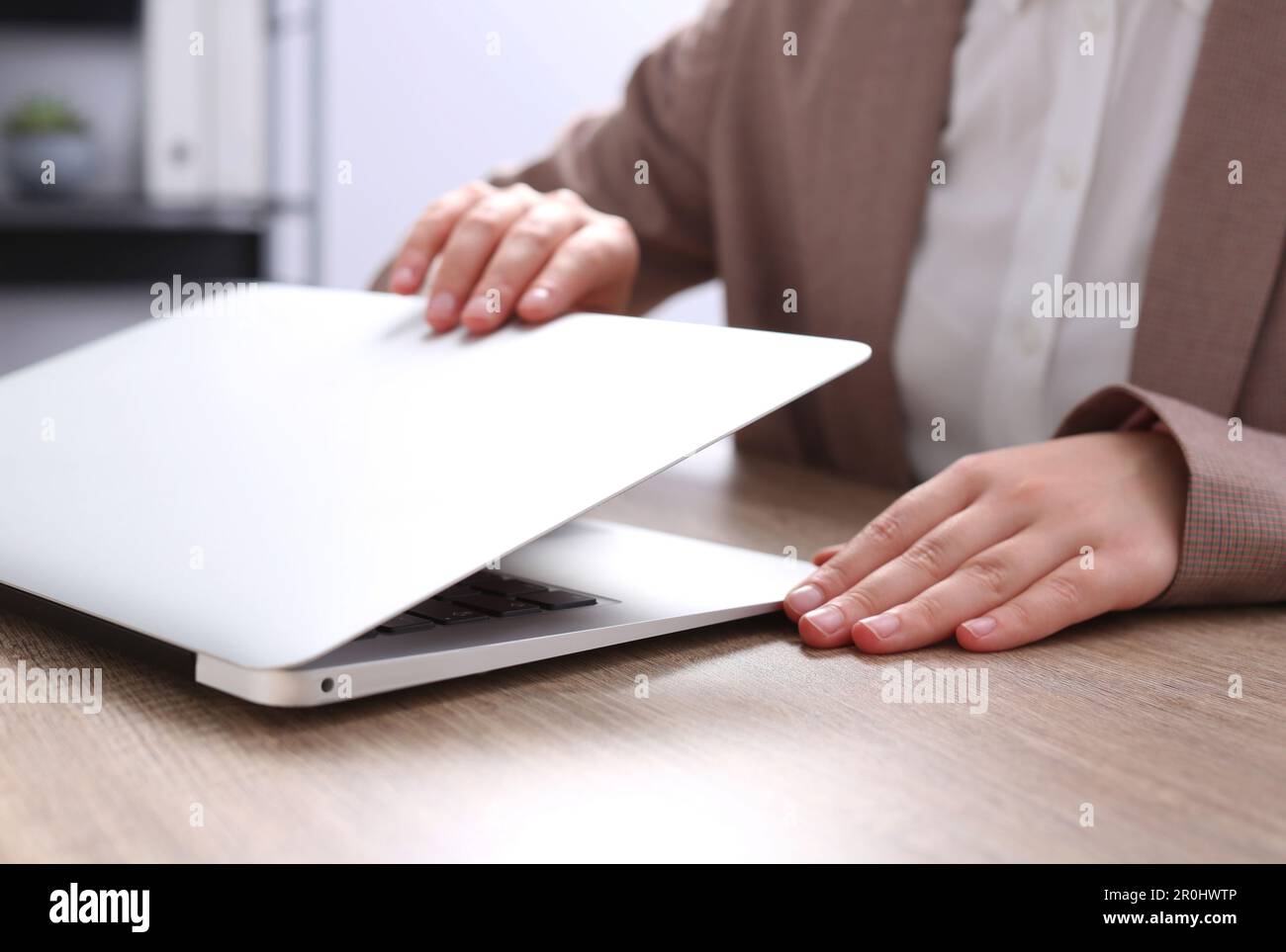 Opening laptop hi-res stock photography and images - Alamy