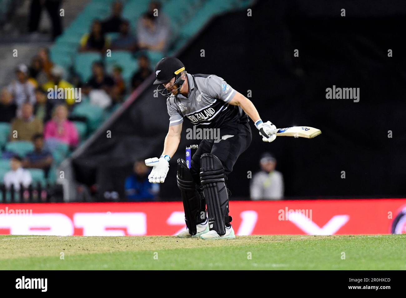Sydney, Australia, 29 October, 2022. Glenn Phillips of New Zealand ...