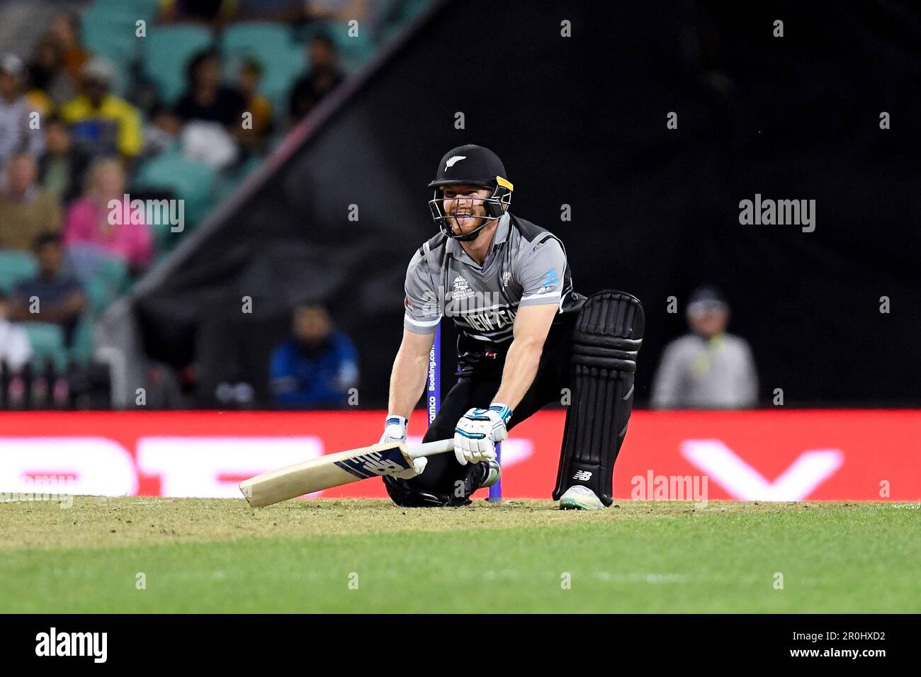 Sydney, Australia, 29 October, 2022. Glenn Phillips of New Zealand ...