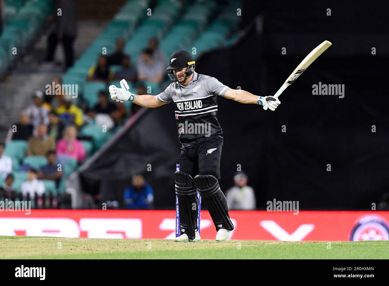 Sydney, Australia, 29 October, 2022. Glenn Phillips of New Zealand ...