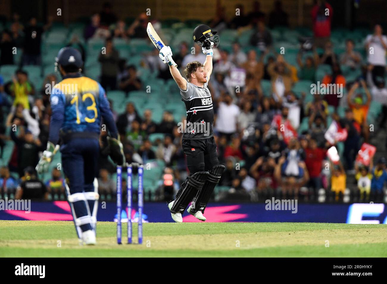 Sydney, Australia, 29 October, 2022. Glenn Phillips of New Zealand ...