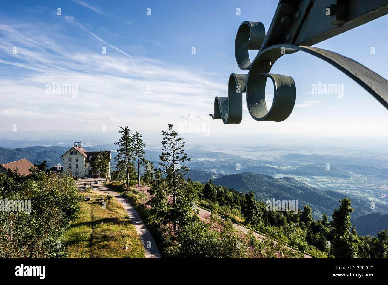 Mtn symbol hi-res stock photography and images - Alamy