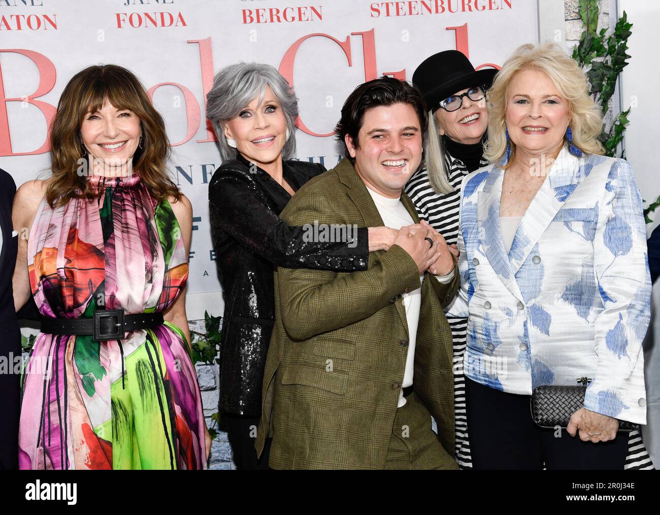 Mary Steenburgen, left, Jane Fonda, Candice Bergen and Diane Keaton ...
