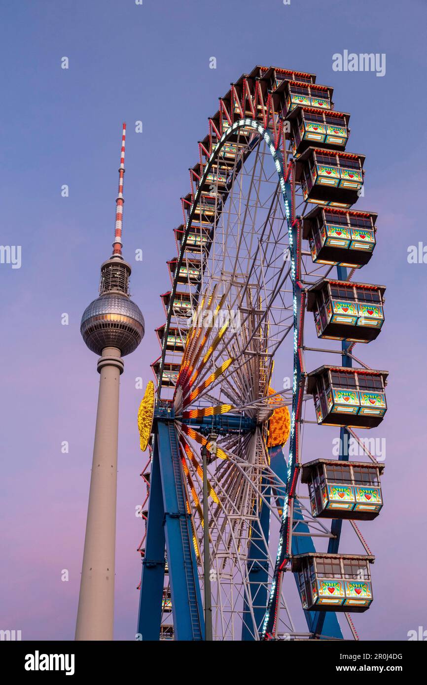 Ferris Wheel at the Christmas Market on Alexander Square ...