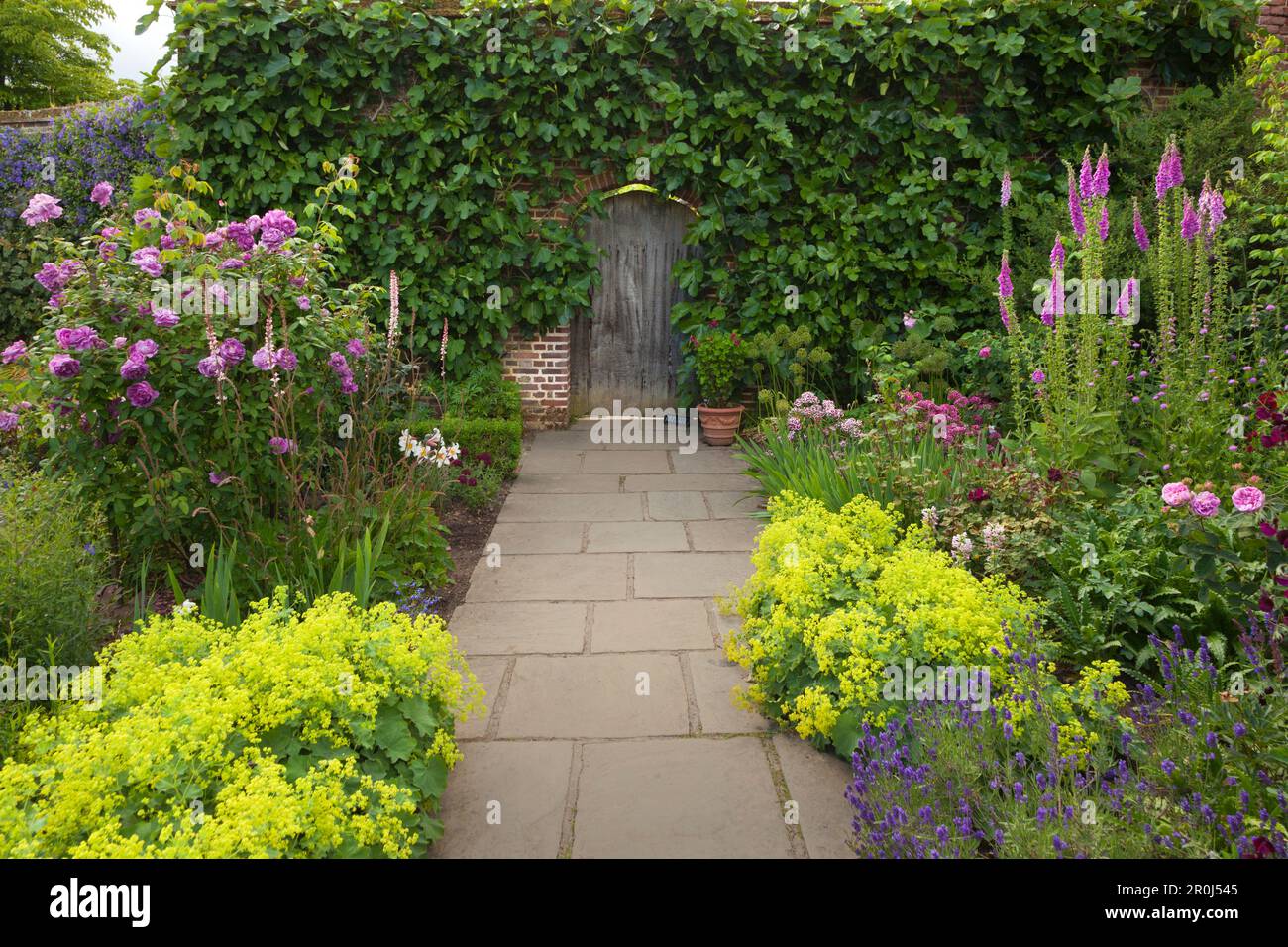 Rose Garden, Sissinghurst Castle Gardens, Kent, Great Britain Stock ...