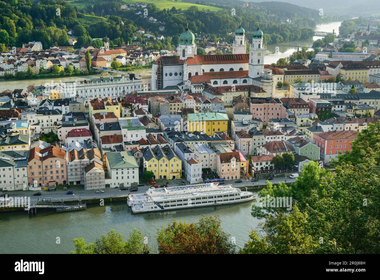 Old town with cathedral of St. Stephen, Passau, Lower Bavaria, Germany ...