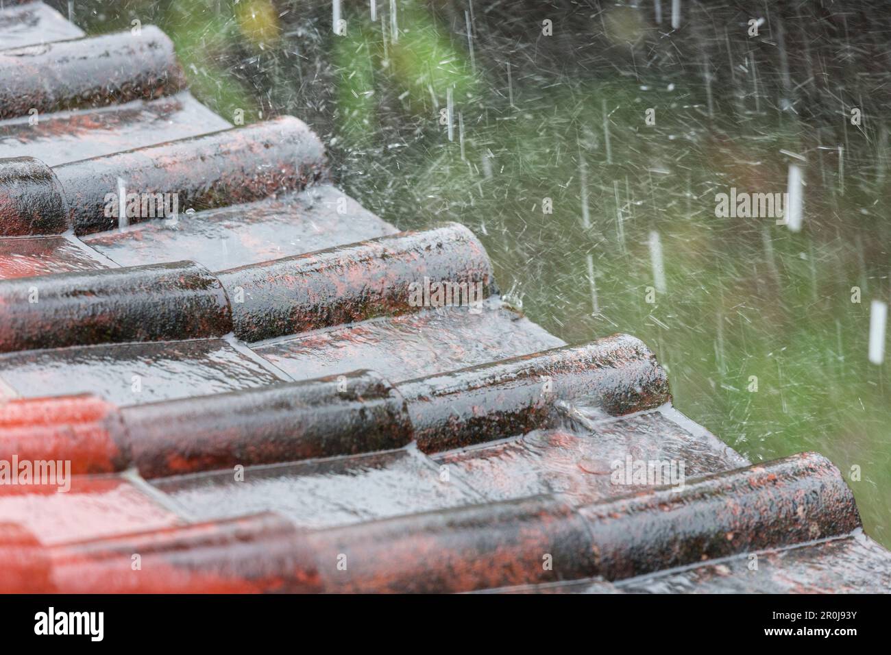 Tile optics hi-res stock photography and images - Alamy