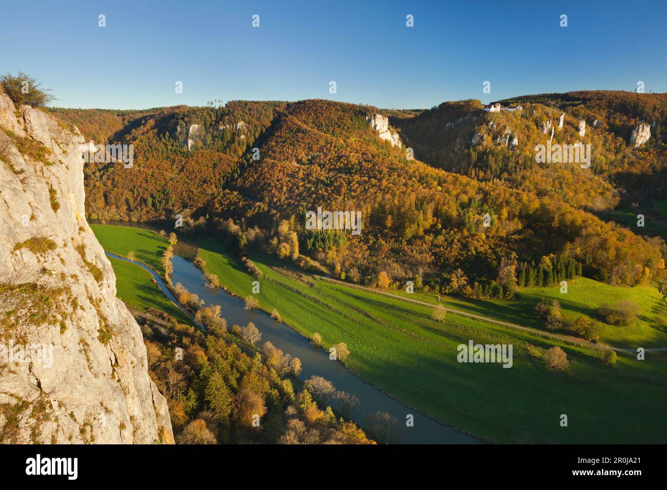 Eichsfelsen, view over the Danube river to Wildenstein castle, Upper ...