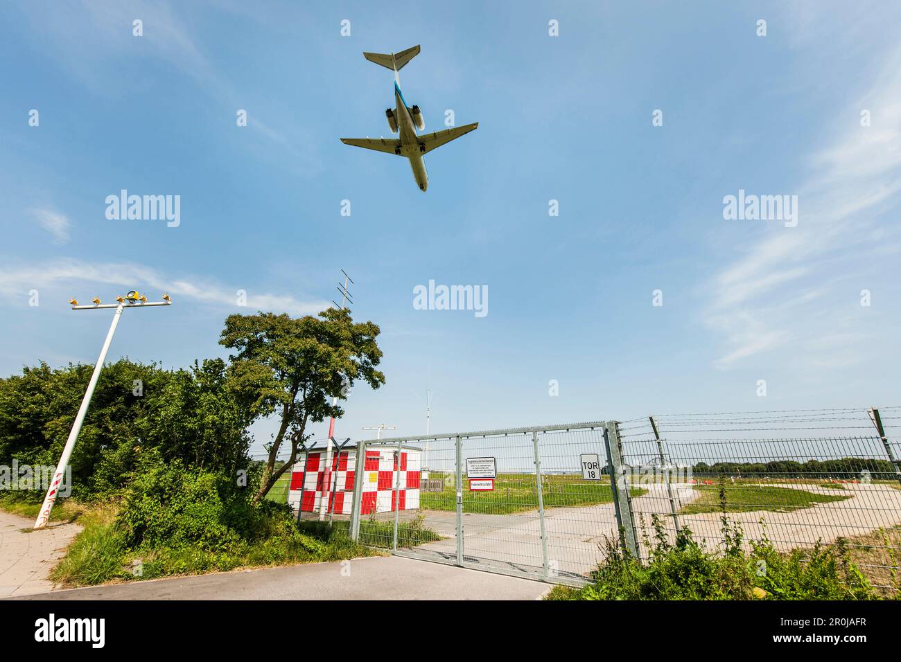 Runway hamburg airport city germany hi-res stock photography and images ...