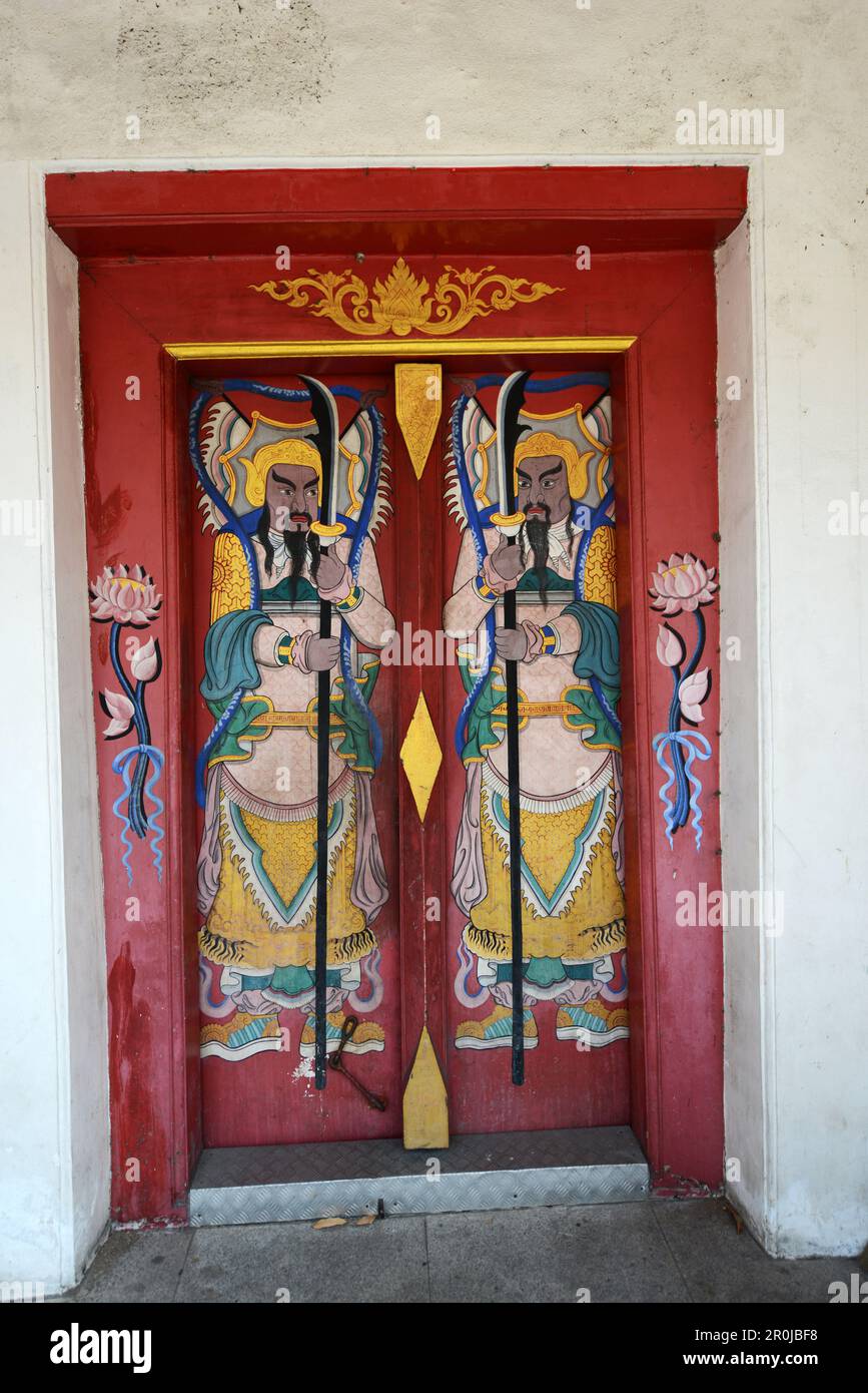 Wat pathum khongkha ratchaworawihan hi-res stock photography and images ...