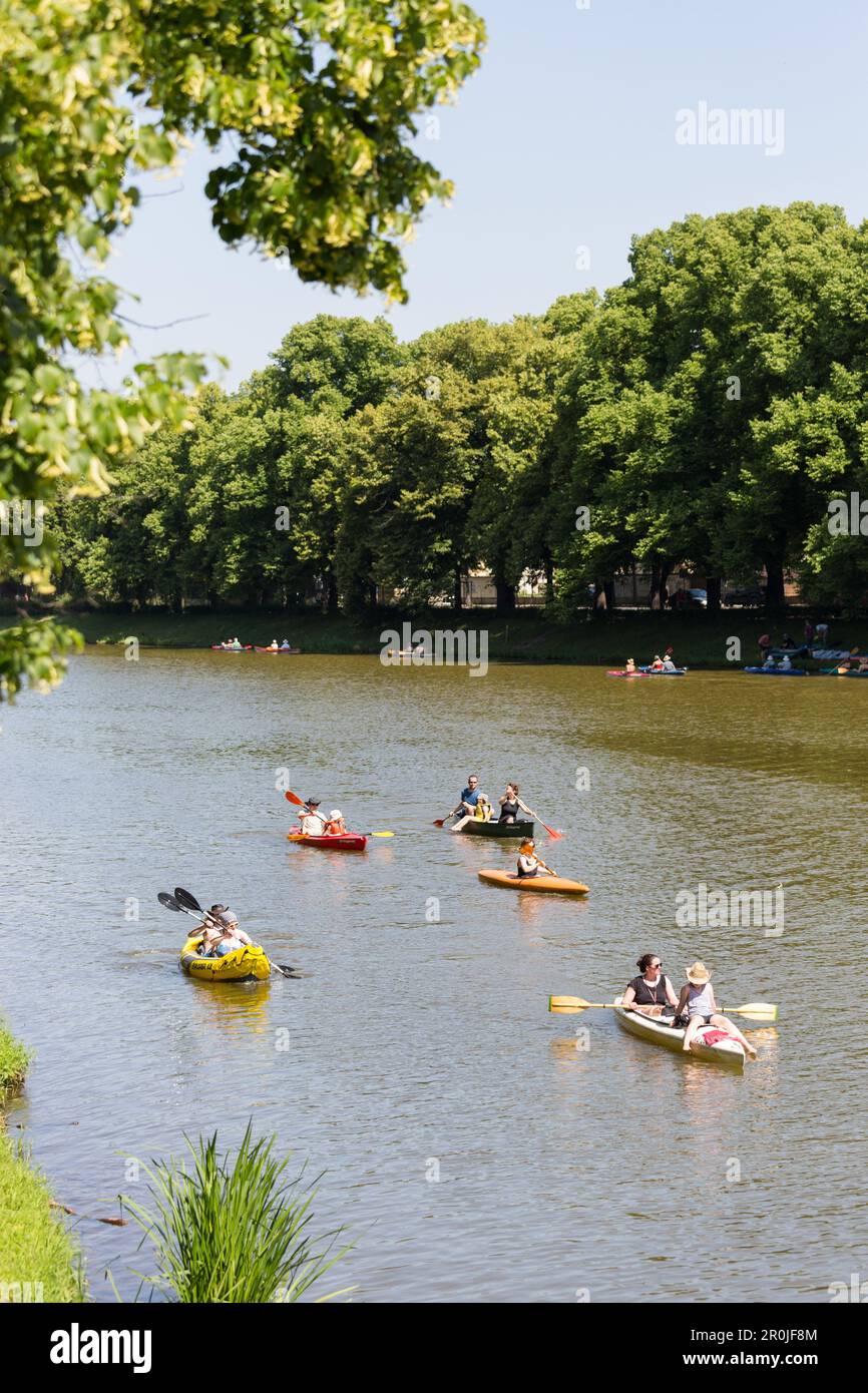 Boating on river Weisse Elster, Plagwitz, Leipzig, Saxony, Germany ...