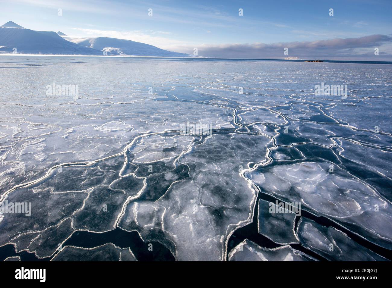Arctic sea with ice at Spitzbergen, Svalbard, Norway Stock Photo - Alamy