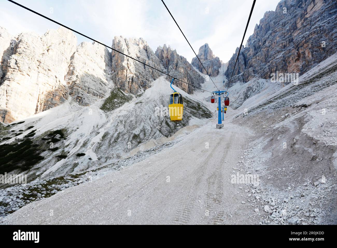 Cable car at Monte Cristallo, the Dolomites, Cortina d Ampezzo, Veneto ...