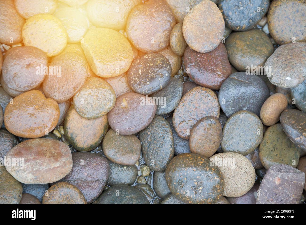 Wet rock river texture background Stock Photo - Alamy