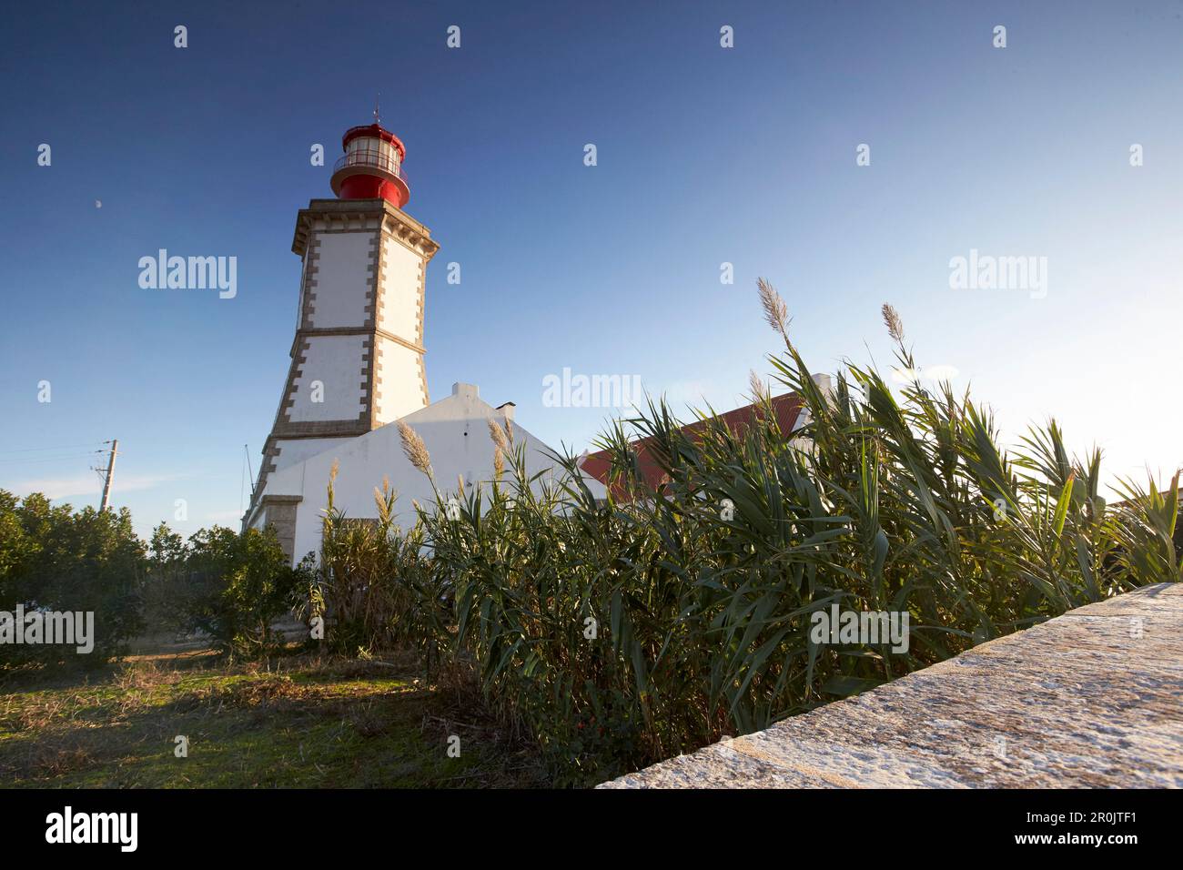 Cabo Espichel lighthouse, Cabo Espichel, Setubal, Portugal Stock Photo - Alamy
