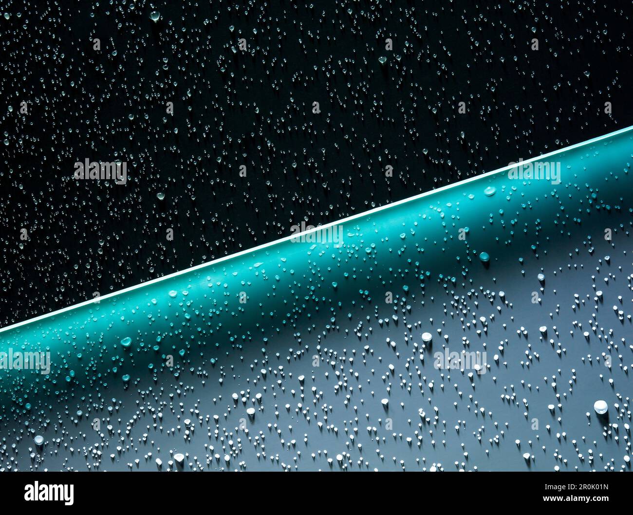 Water dripping from top hi-res stock photography and images - Alamy