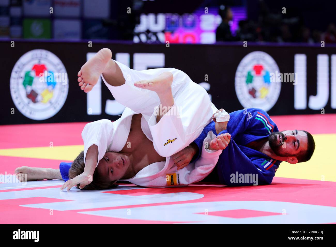 Ali Bin Hamad Al Attiyah Arena, Doha, Qatar. 8th May, 2023. (L-R) Hifumi Abe (JPN), Matteo Piras ...