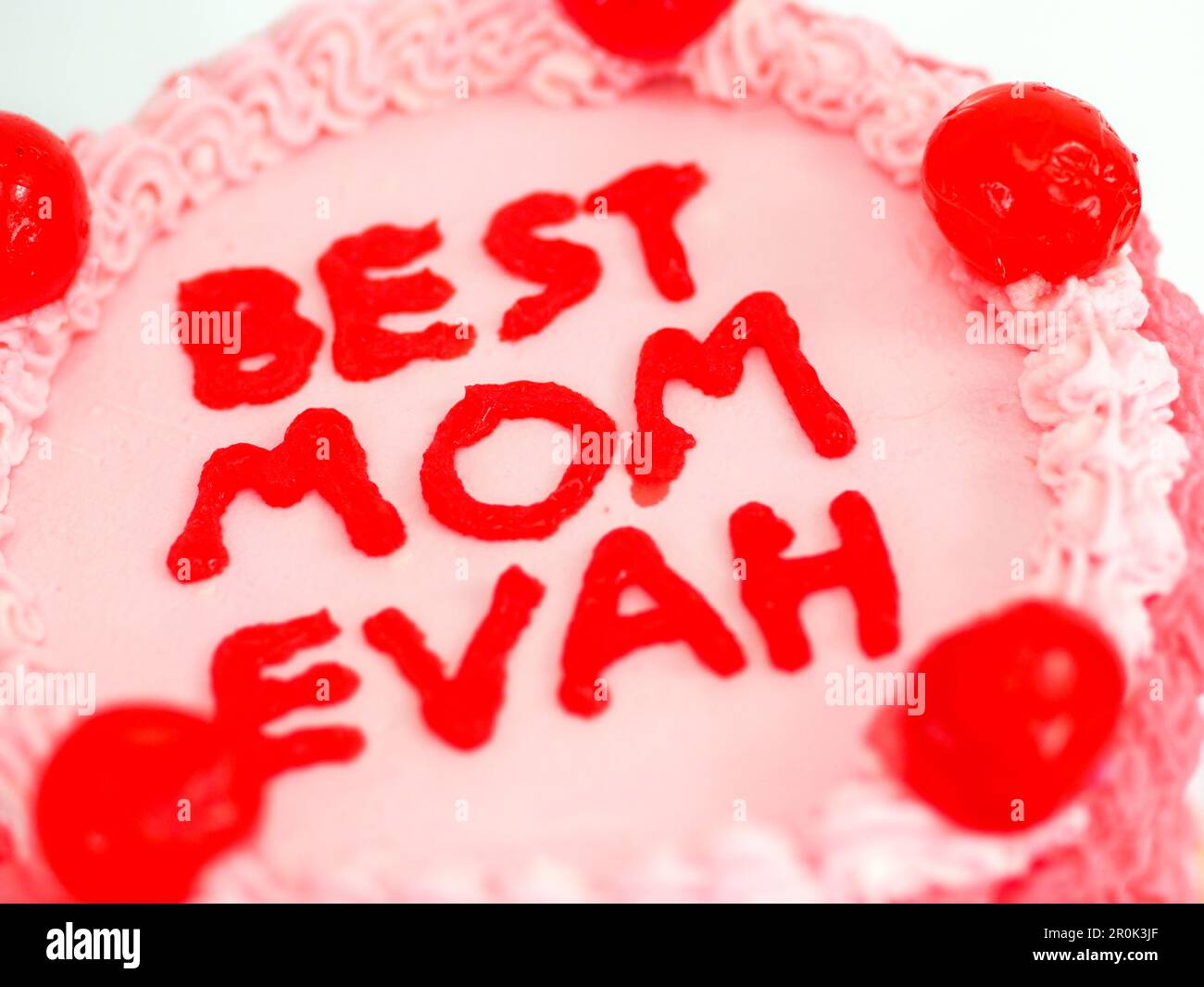 frosted pink red cake for mothers day celebration with funny text ...