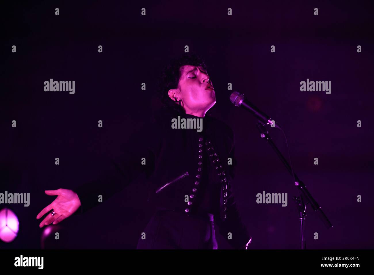 Sarah bareilles hi-res stock photography and images - Alamy