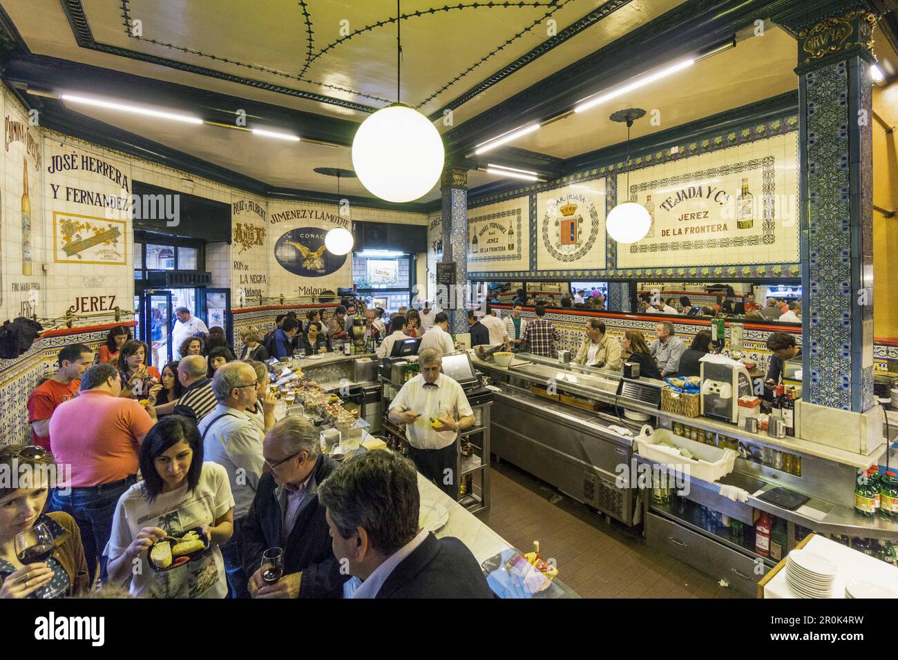 Tapaz bar in bilbao hi-res stock photography and images - Alamy