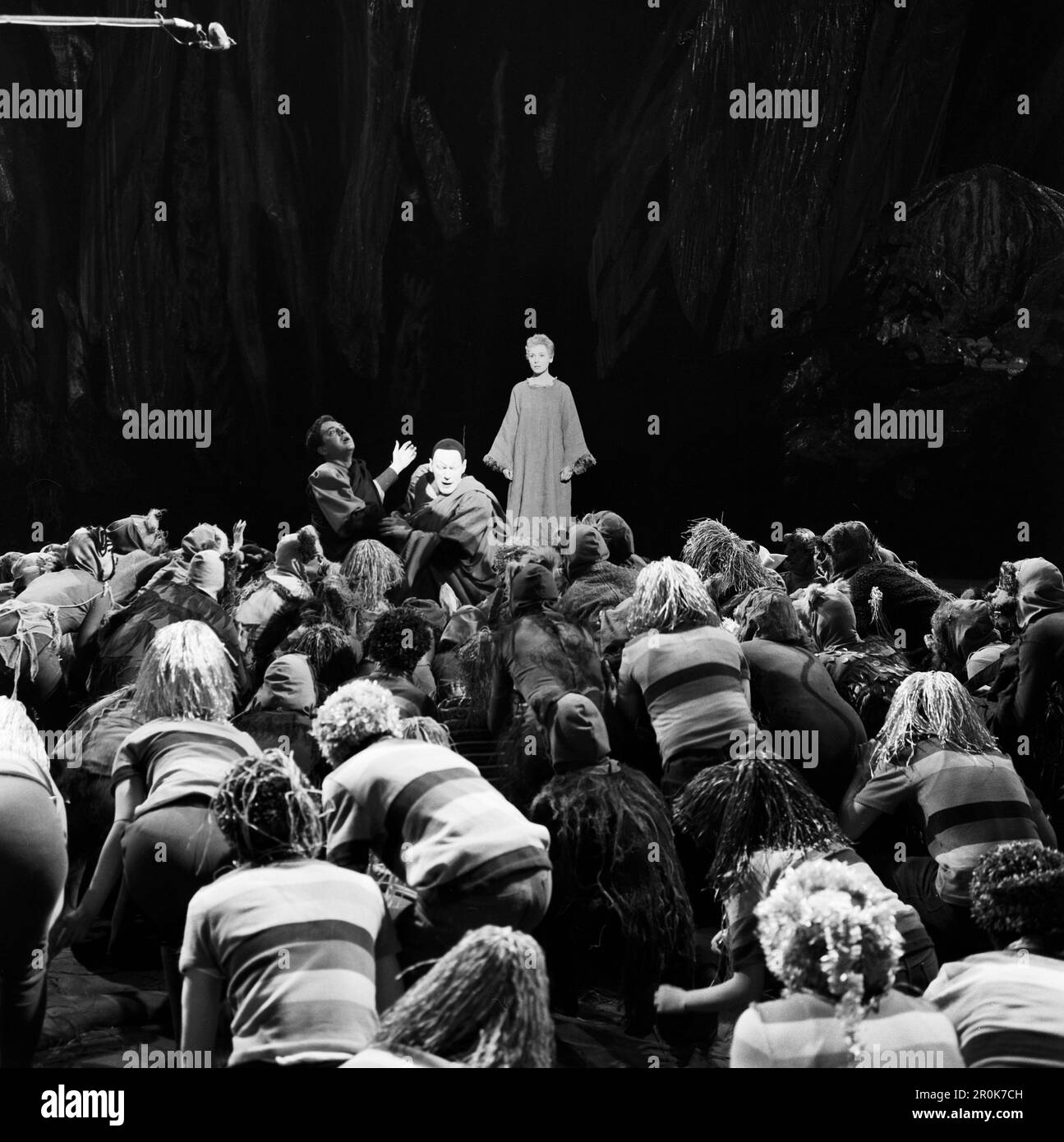 Faust und gretchen hi-res stock photography and images - Alamy