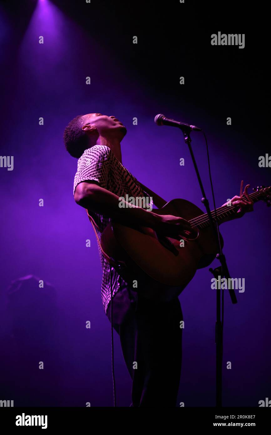 Toronto, Canada. 08th May, 2023. Joseph Solomon sings into a microphone ...