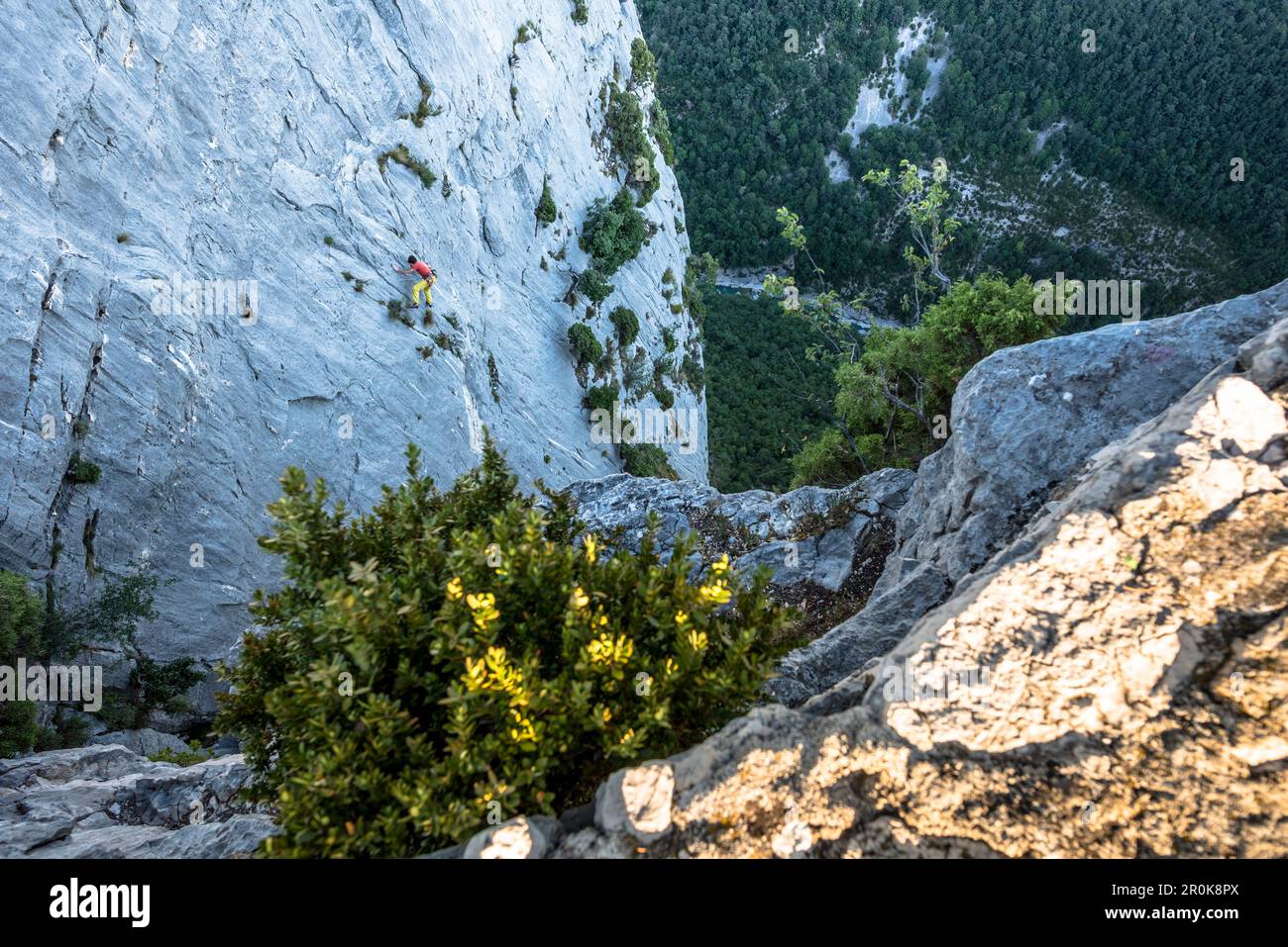 Climbing in the Gorges de Verdon, Rock Face, Limestone Rock, Lac de ...