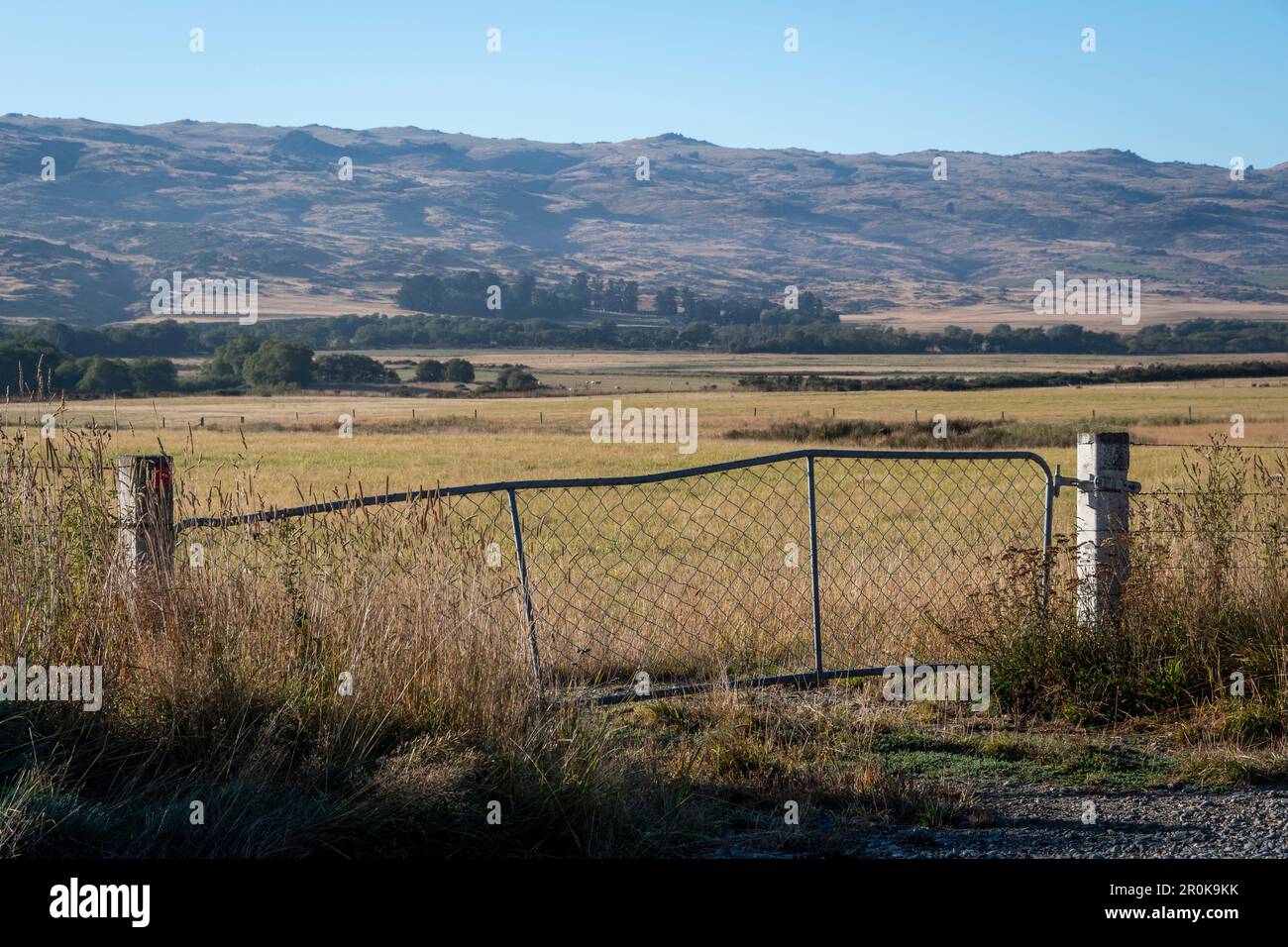 Damaged gate beside Central Otago Rail Trail, near Middlemarch, Otago ...