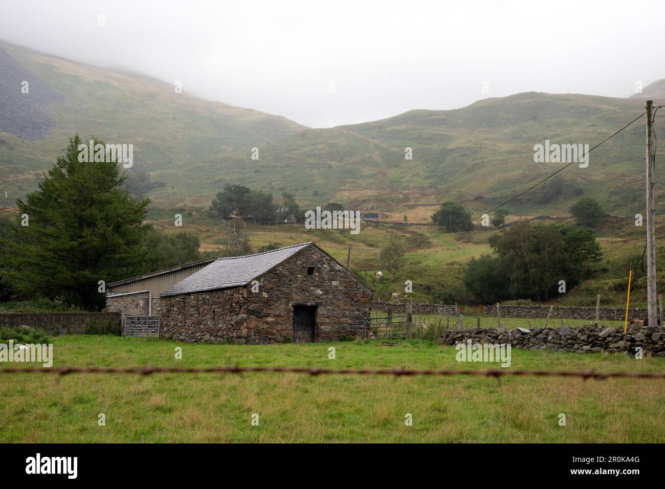 Welsh stone barn hi-res stock photography and images - Alamy