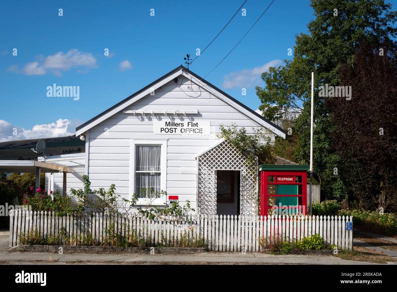 Old Post Office building at Millers Flat, Otago, South Island, New ...
