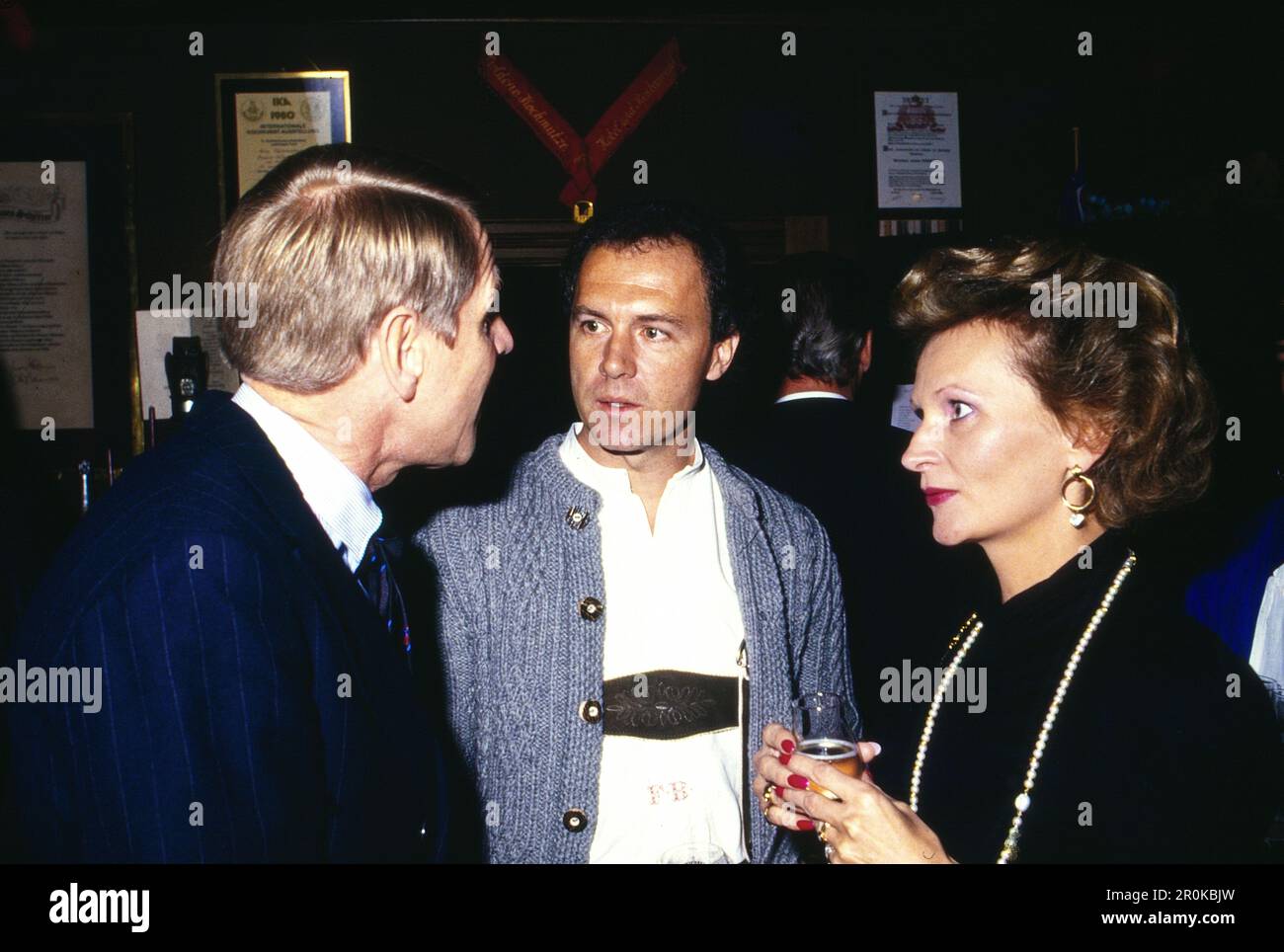 Fußballspieler Franz Beckenbauer mit Freundin und Malerin Diana ...