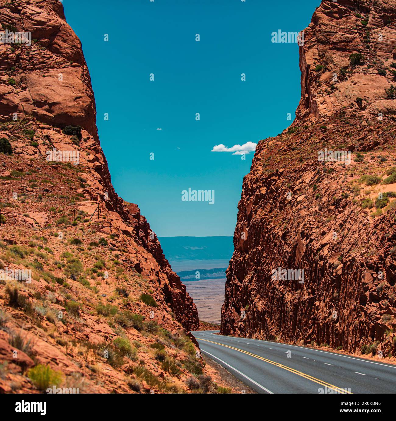 Natural american landscape with asphalt road to horizon. Open road ...