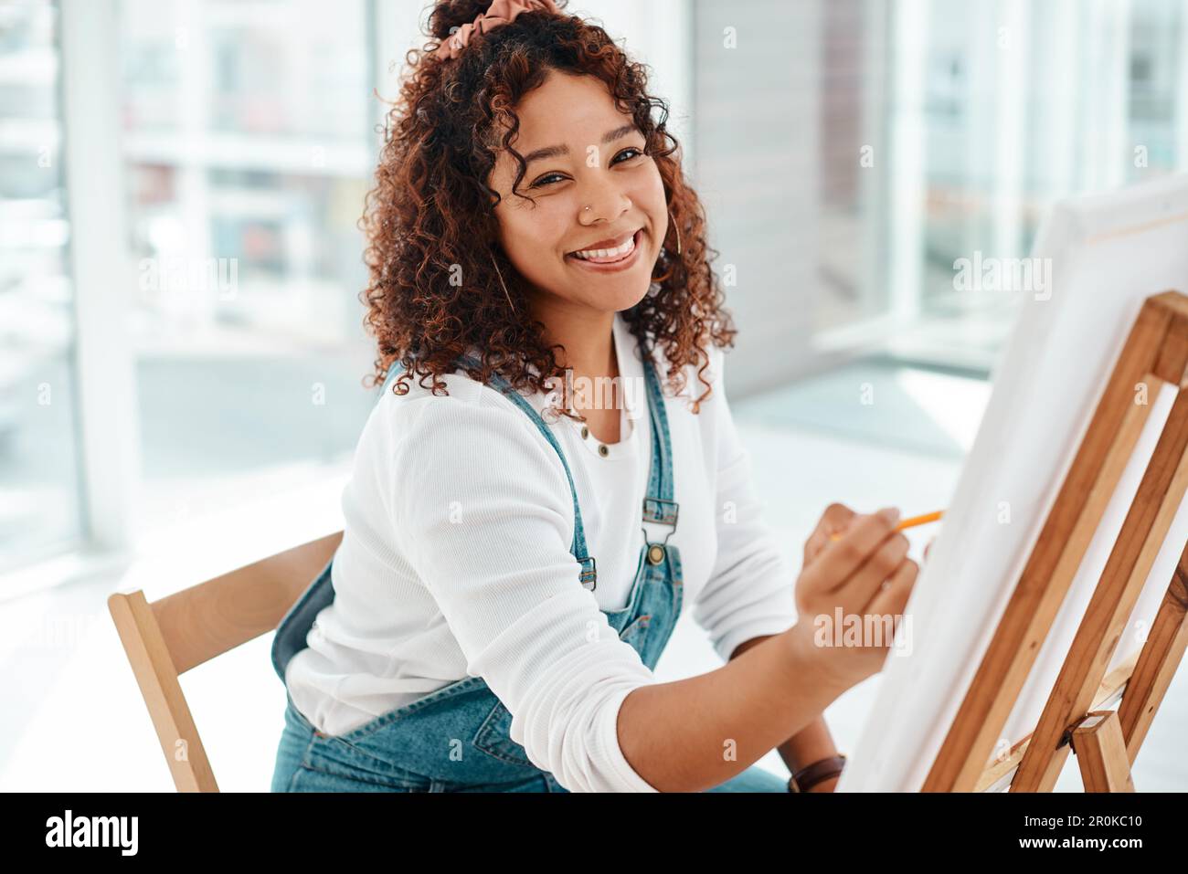 Painting makes me happy. Cropped portrait of an attractive young artist ...