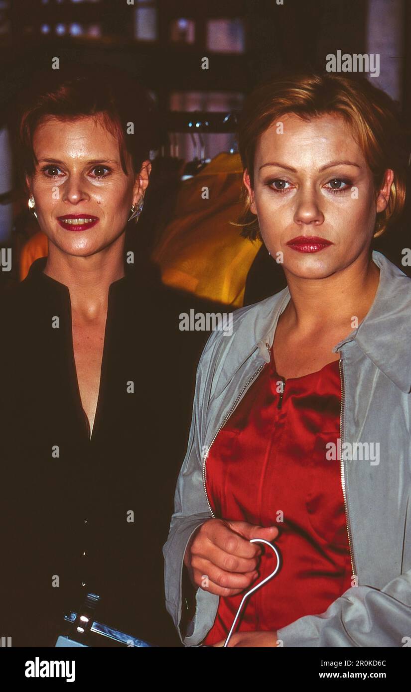 Leslie Malton und Jennifer Nitsch während der Dreharbeiten zum ...