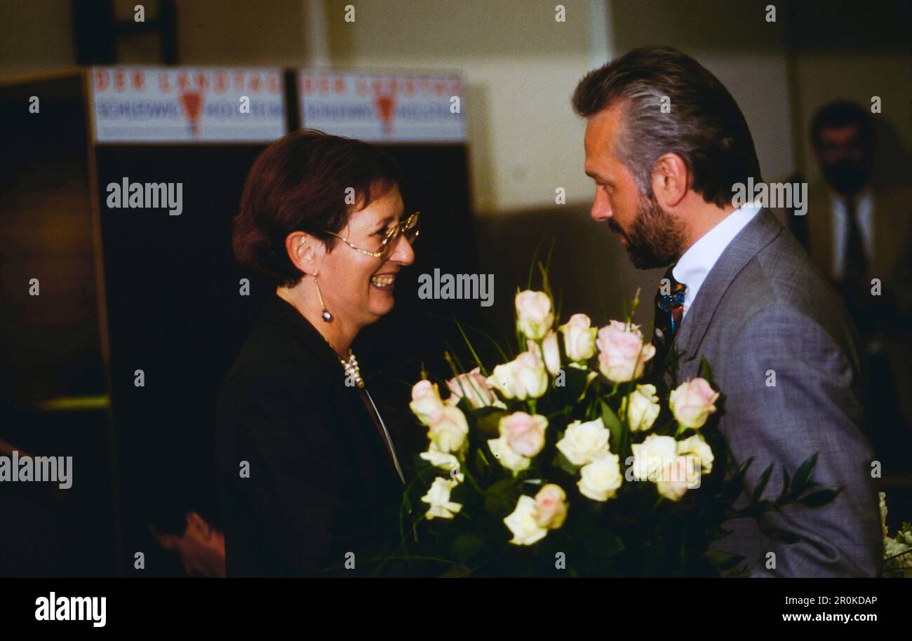 Wahl zur ministerprasidentin hi-res stock photography and images - Alamy