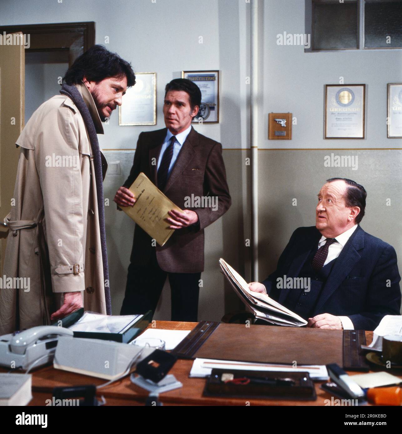 Der Alte, Krmiserie, Deutschland seit 1977, Folge: "Brennweite Tausend ...